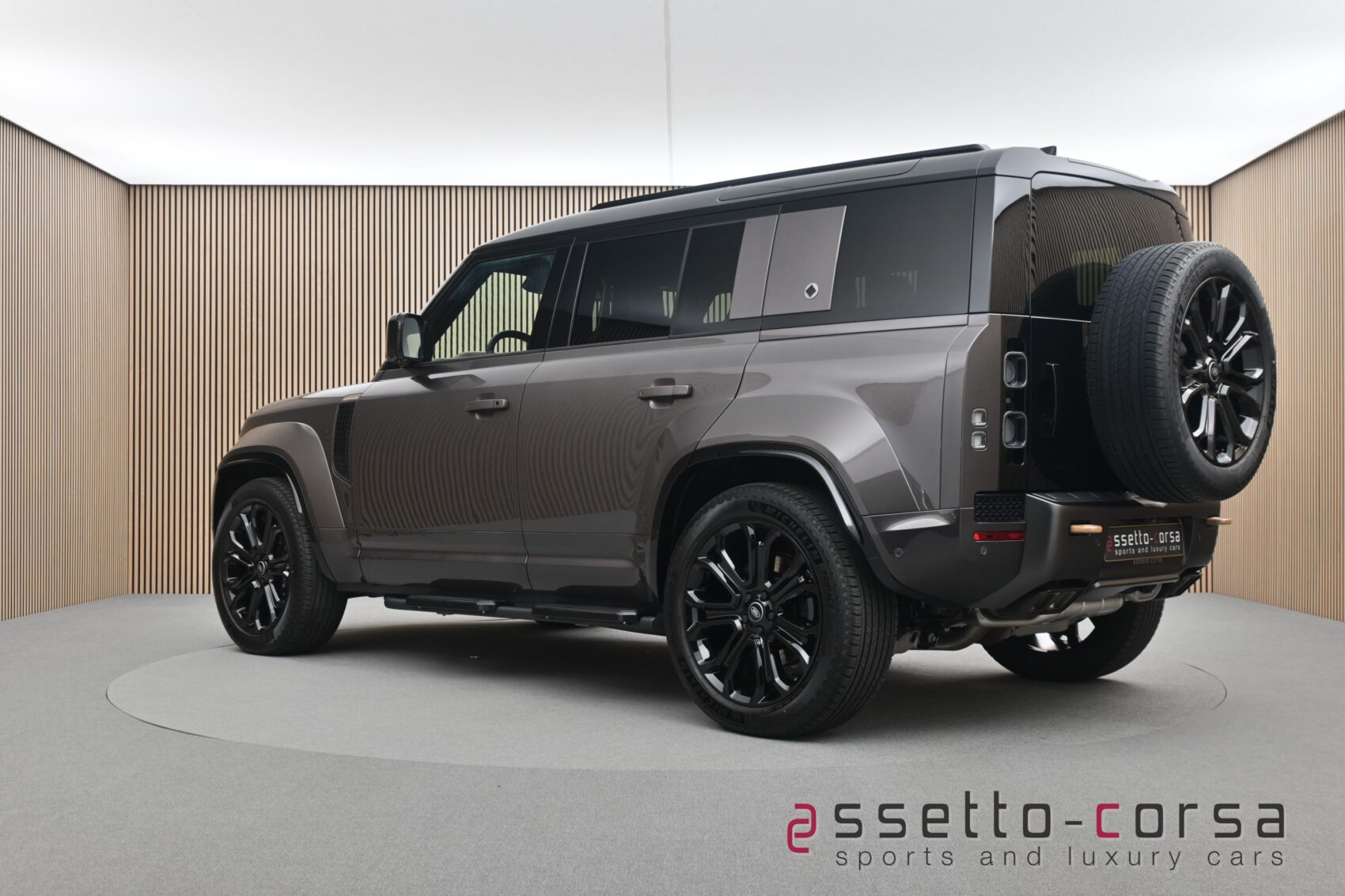 LAND ROVER – DEFENDER 110 P635 OCTA – Assetto Corsa